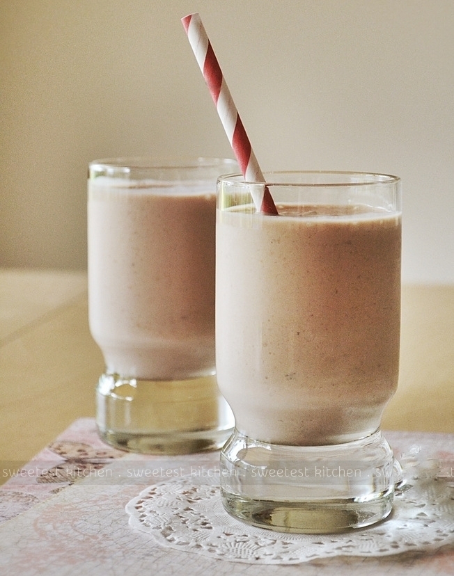 Zdravý proteínový smoothie na raňajky – ISLAMONLINE.sk
